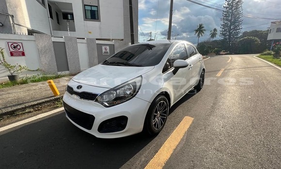 Comprar usados carro kia rio blanco en atalaya en veraguas ...